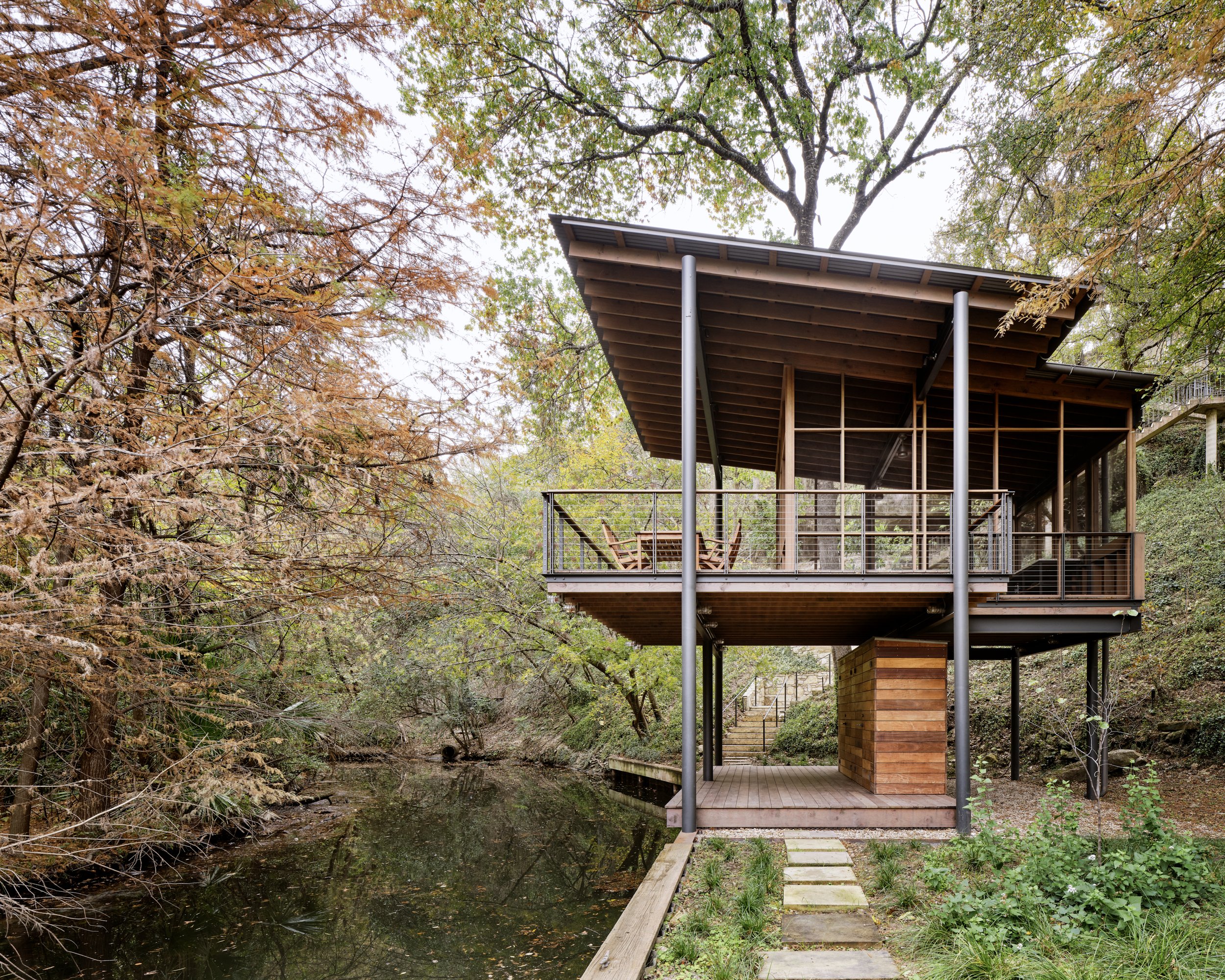 Furman & Keil add lightweight birding pavilion on a dock near Austin ...